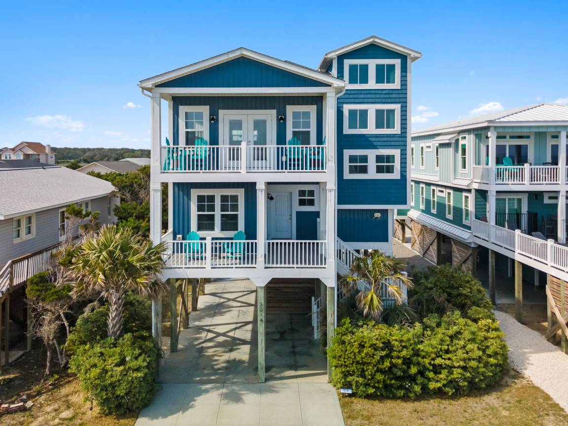 216 M² House ∙ 4 Bedrooms ∙ 10 Guests - Holden Beach, NC