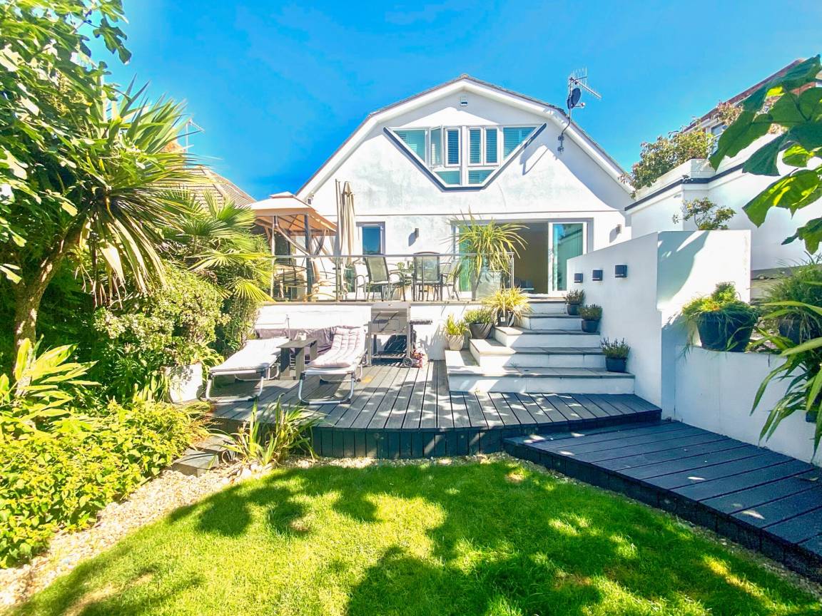 Cottage ∙ 4 Bedrooms ∙ 7 Guests - Wimborne Minster