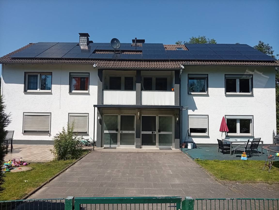 75 M² Ferienwohnung ∙ 2 Schlafzimmer ∙ 11 Gäste - Meinerzhagen