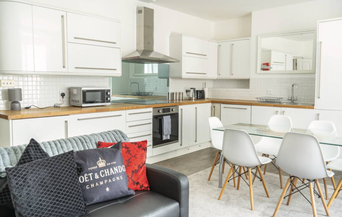 65 평방 미터 아파트  ∙ 침실 2개 ∙ 게스트 4명 - 로팅딘