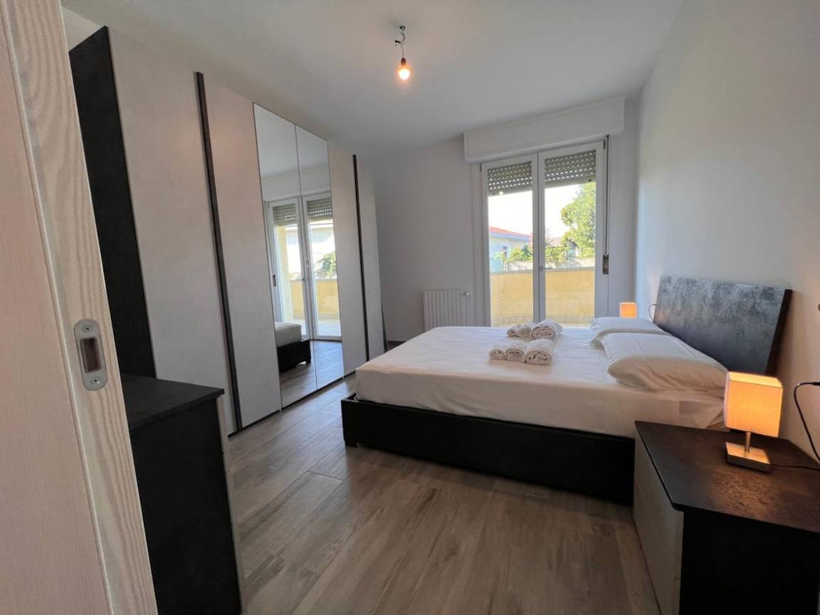 100 M² Appartement ∙ 2 Chambres ∙ 6 Personnes - Aéroport de Milan Malpensa (MXP)