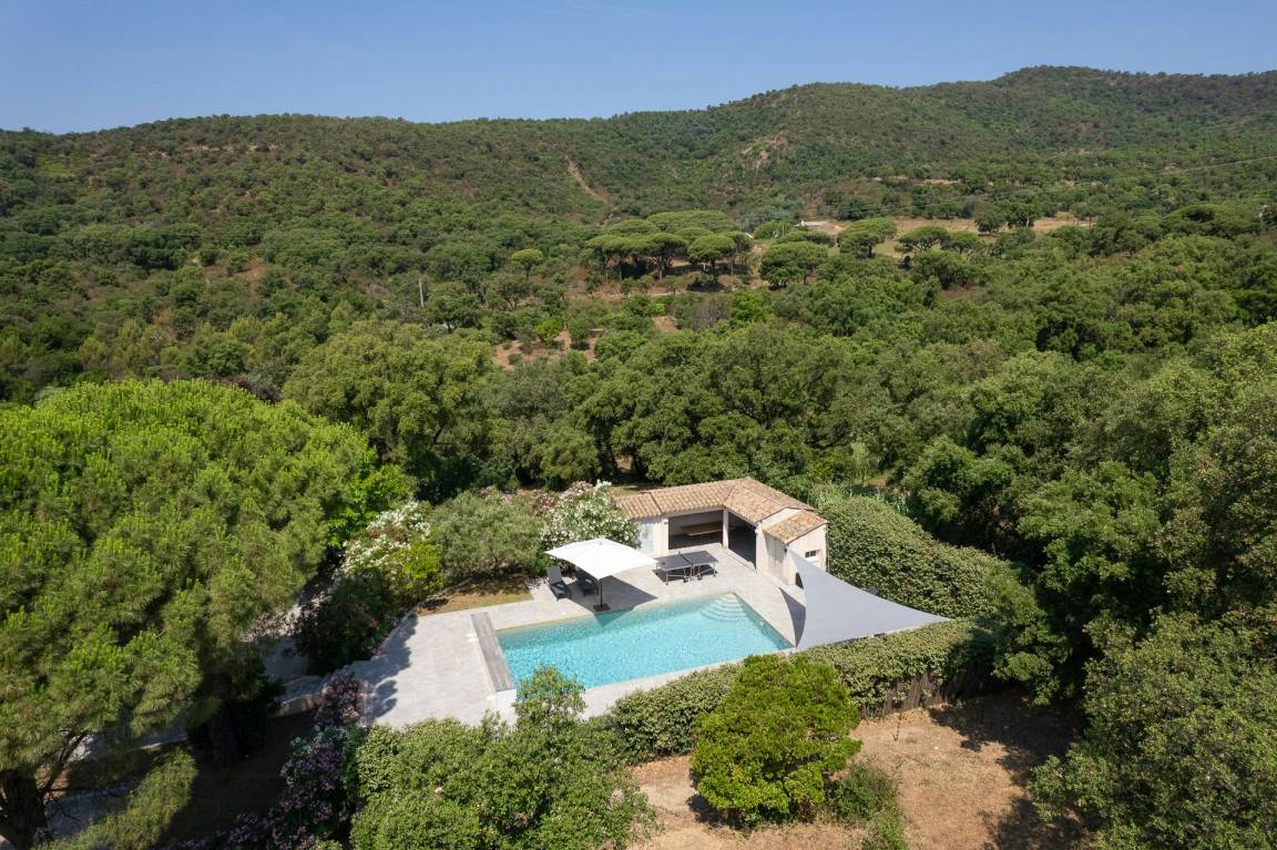 250 M² Maison De Vacances ∙ 7 Chambres ∙ 15 Personnes - Saint-Tropez