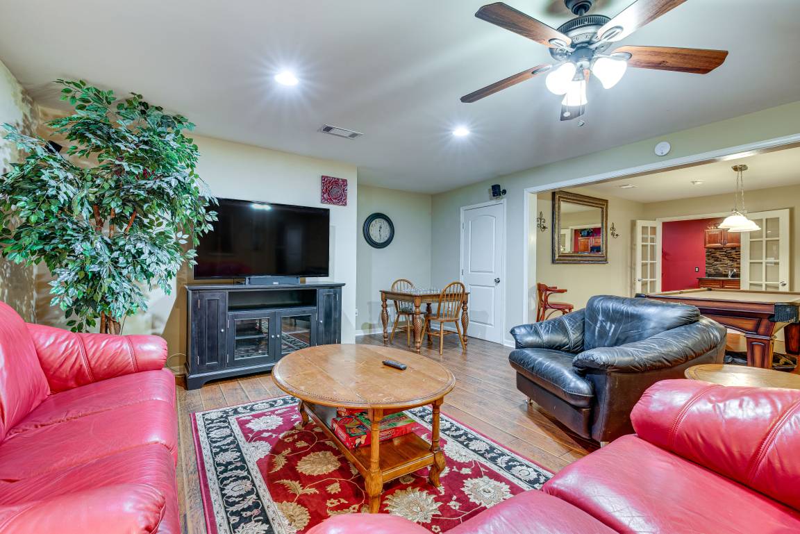 157 M² アパートメント ∙ 寝室: 2 ∙ ゲスト4 人 - ローレンスビル, GA