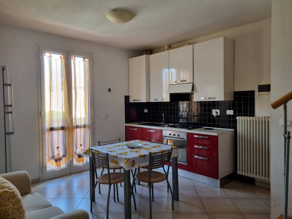 70 M² Appartamento Vacanza ∙ 3 Camere Da Letto ∙ 10 Ospiti - Cecina