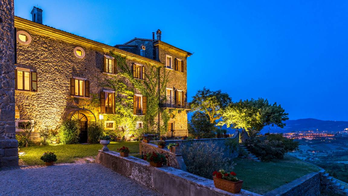 290 M² Villa ∙ 8 Habitaciones ∙ 16 Huéspedes - Orvieto