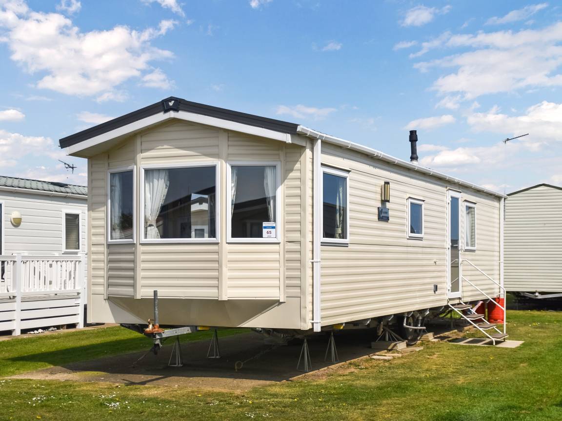 Cottage ∙ 2 Bedrooms ∙ 6 Guests - Winterton-on-Sea