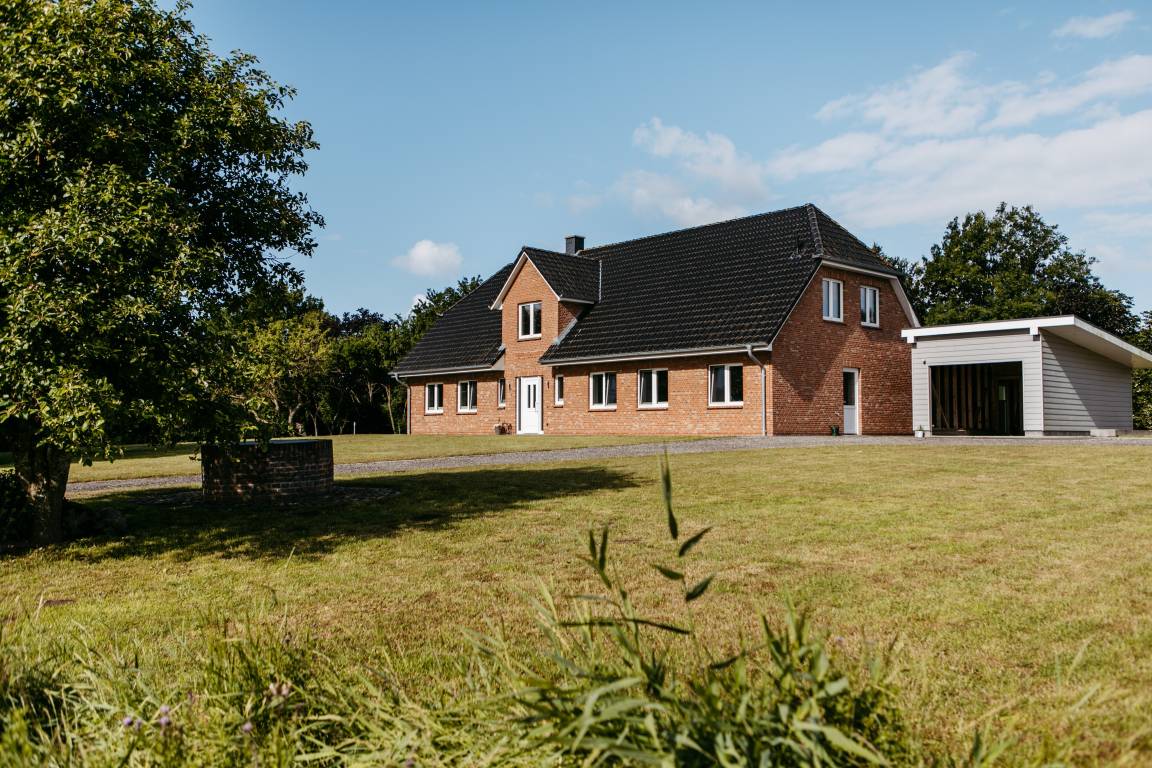 170 M² Ferienhaus ∙ 3 Schlafzimmer ∙ 6 Gäste - Klanxbüll