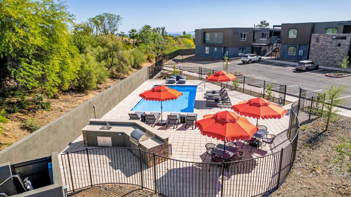 Apartment ∙ 2 Bedrooms ∙ 6 Guests - Cave Creek, AZ