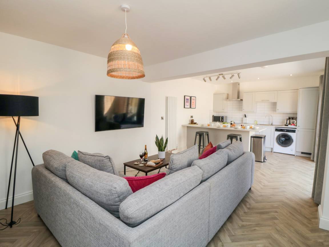 Cottage ∙ 2 Bedrooms ∙ 4 Guests - Scarborough