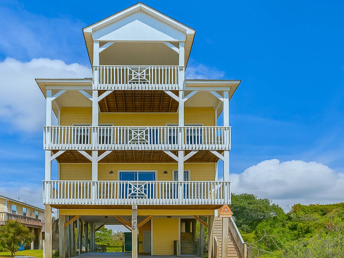 190 M² House ∙ 4 Bedrooms ∙ 11 Guests - North Topsail Beach, NC