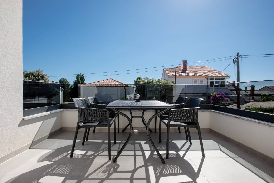 45 M² Apartment ∙ 2 Bedrooms ∙ 6 Guests - Rab Island