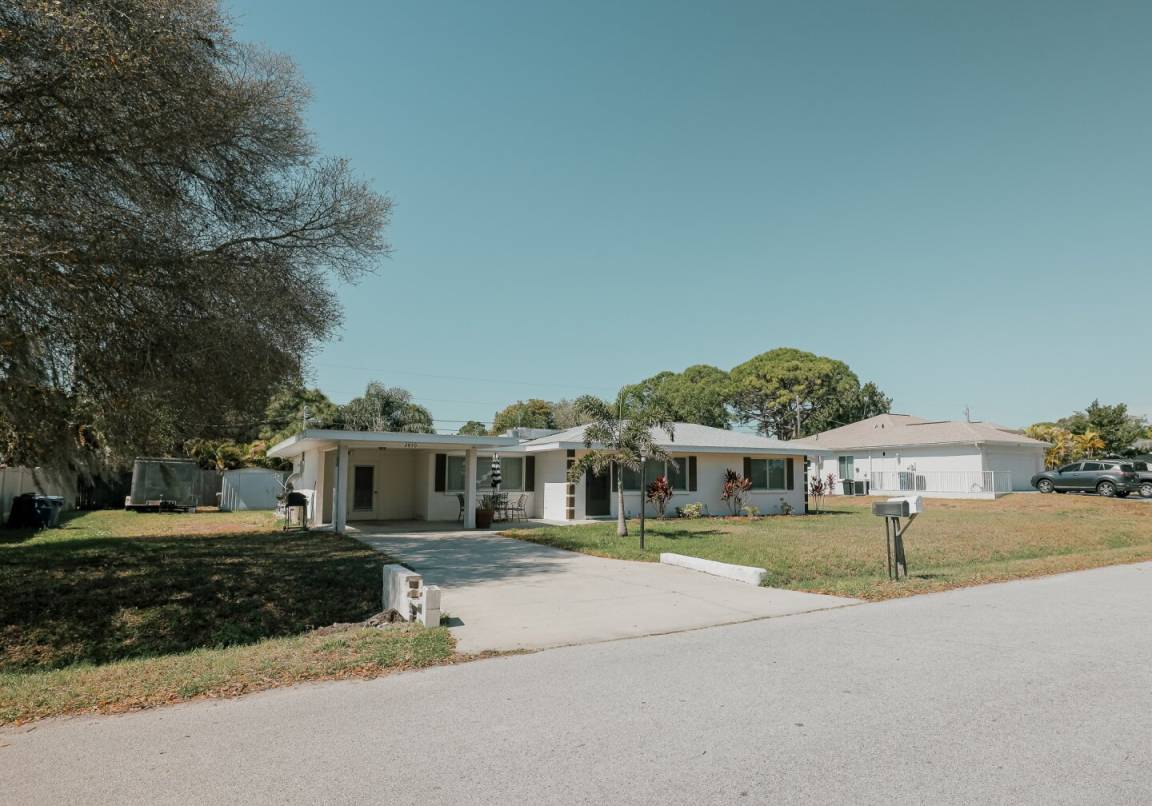 121 M² House ∙ 2 Bedrooms ∙ 6 Guests - Venice, FL