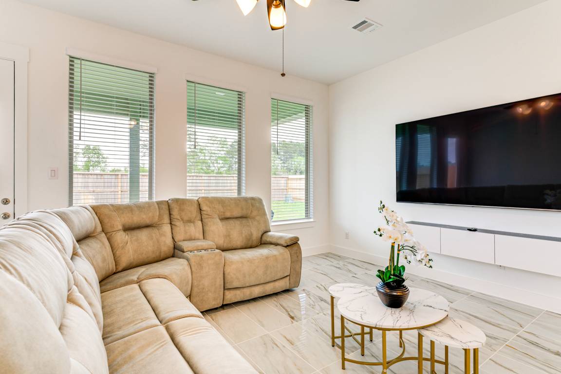 209 M² House ∙ 4 Bedrooms ∙ 8 Guests - Stagecoach, TX