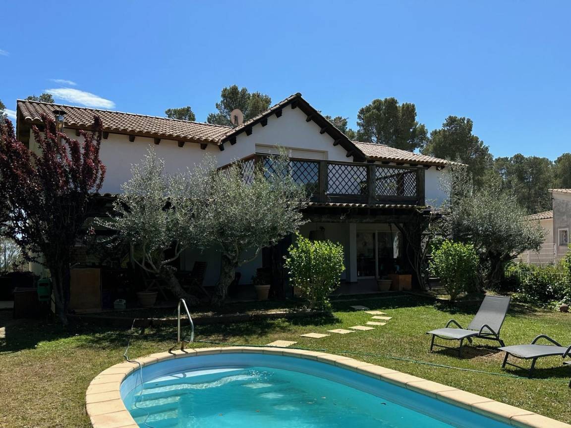 248 M² Casa Rural ∙ 4 Habitaciones ∙ 10 Huéspedes - Torroella de Montgrí