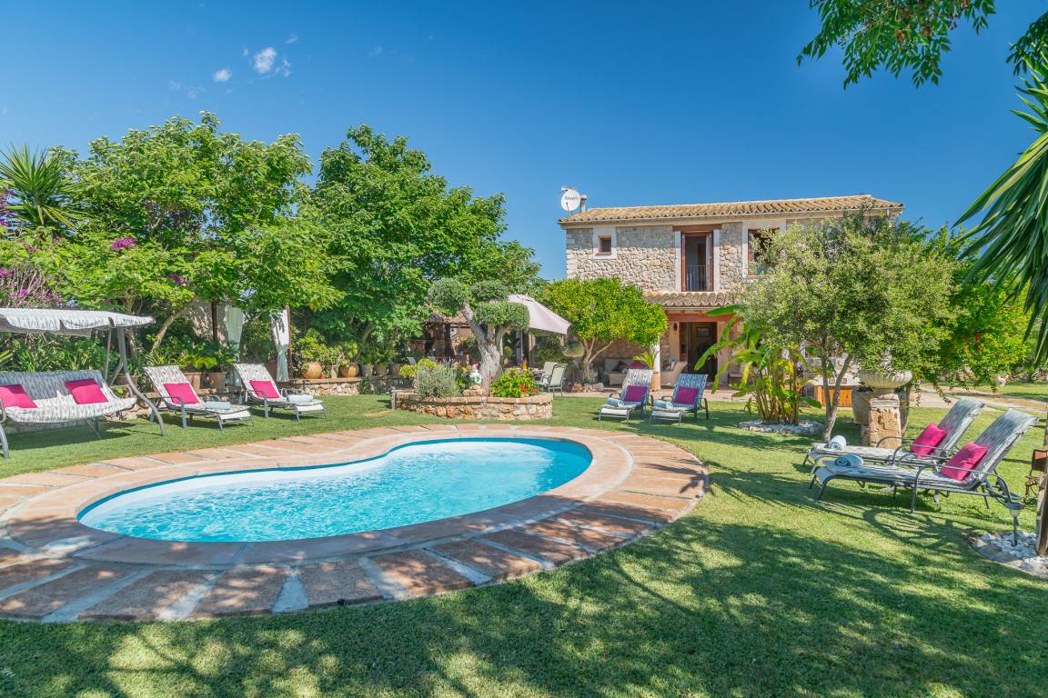150 M² House ∙ 3 Bedrooms ∙ 6 Guests - Inca