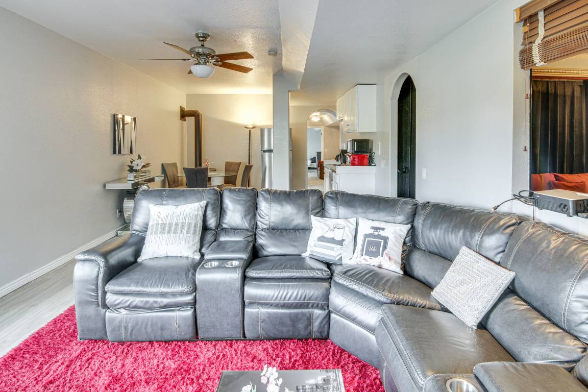 157 M² Huoneisto ∙ 2 Makuuhuonetta ∙ 6 Vierasta - Colorado Springs, CO