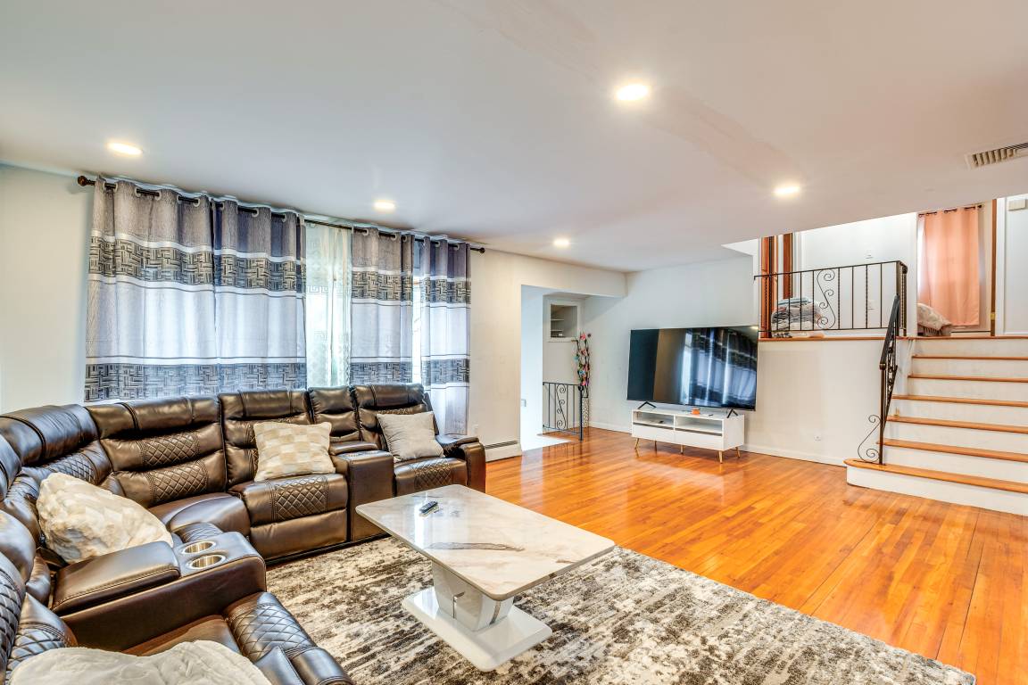 232 M² House ∙ 4 Bedrooms ∙ 8 Guests - New Jersey