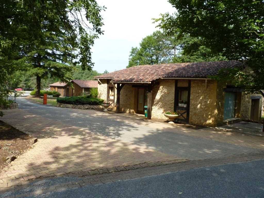 24 M² Camping ∙ 2 Chambres ∙ 4 Personnes - Limeuil