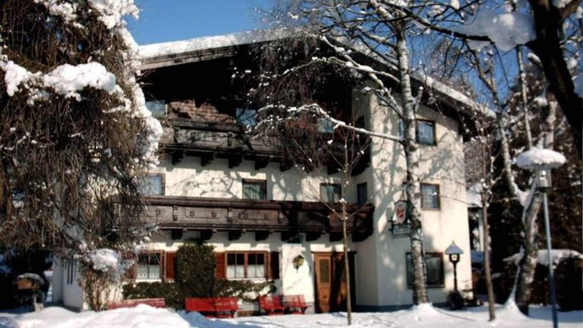 19 M² Hôtel ∙ 1 Chambre ∙ 2 Personnes - Zell am See