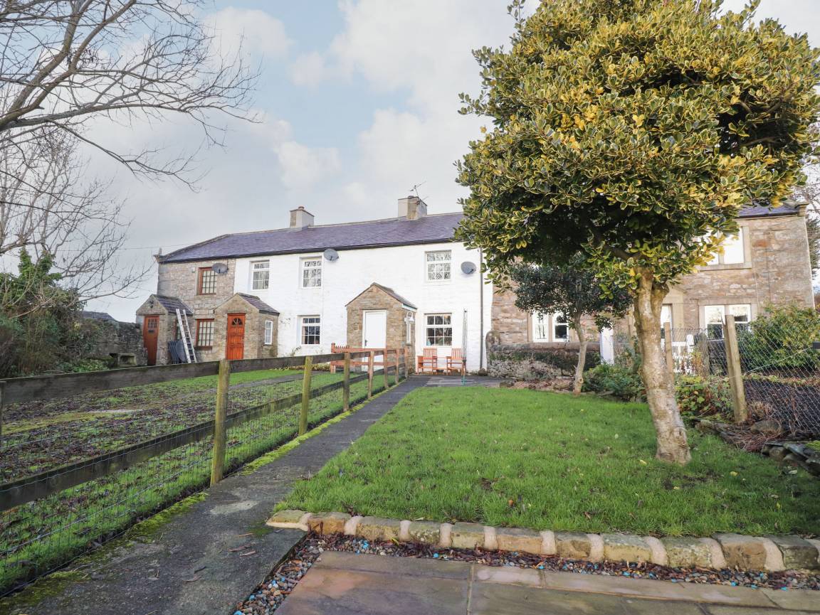 Cottage ∙ 2 Bedrooms ∙ 4 Guests - Horton in Ribblesdale