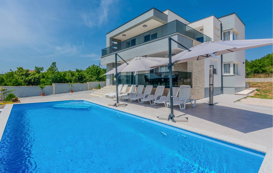 200 M² Ferienhaus ∙ 4 Schlafzimmer ∙ 10 Gäste - Starigrad-Paklenica
