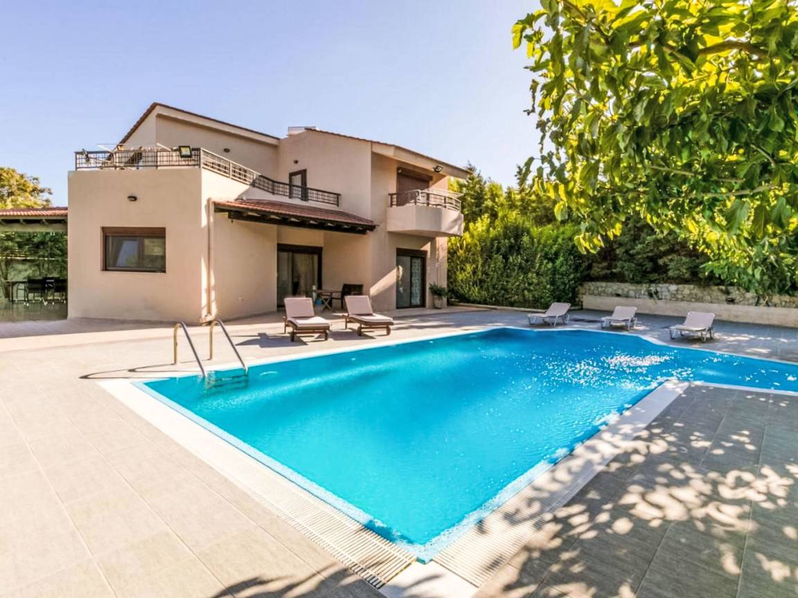 190 M² Casa ∙ 4 Habitaciones ∙ 8 Huéspedes - Faliraki