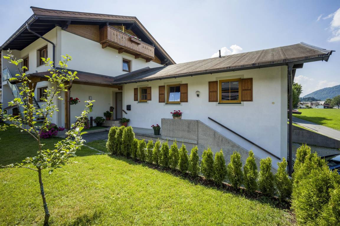 70 M² Ferienwohnung ∙ 2 Schlafzimmer ∙ 4 Gäste - Kössen