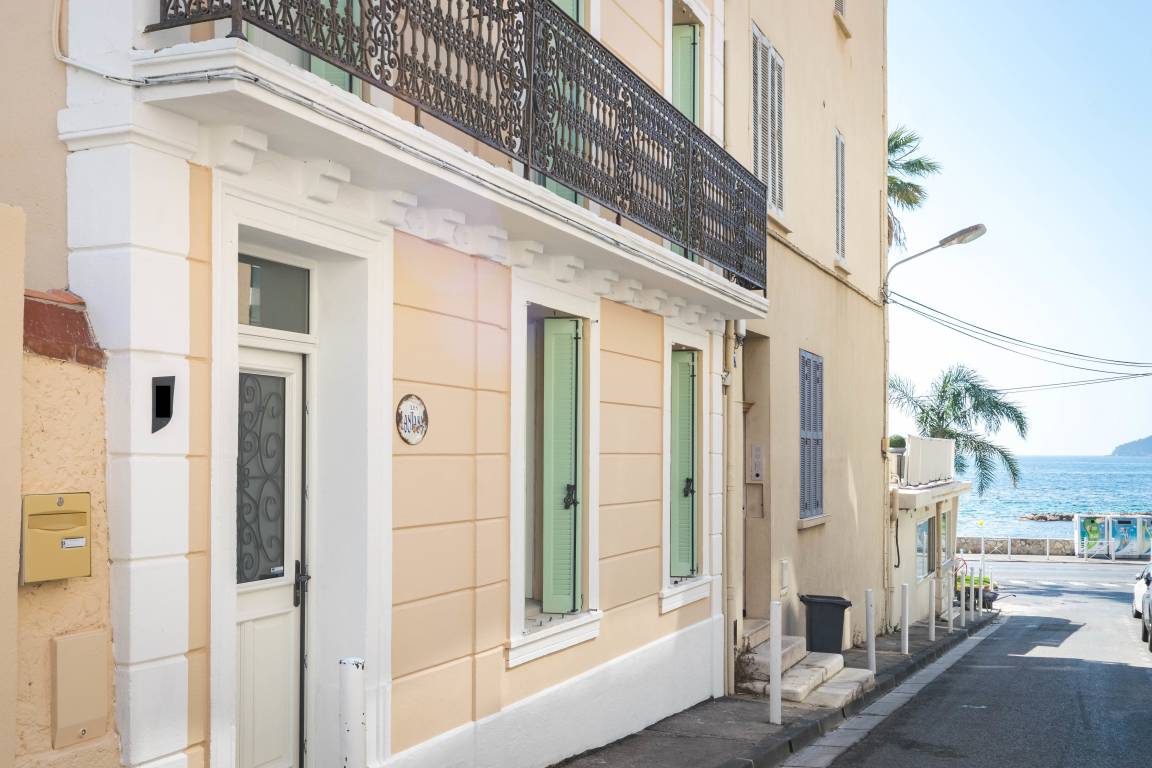 100 M² Villa ∙ 3 Schlafzimmer ∙ 8 Gäste - Toulon