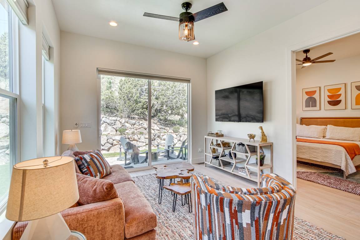 92 M² House ∙ 2 Bedrooms ∙ 6 Guests - Cedar City, UT