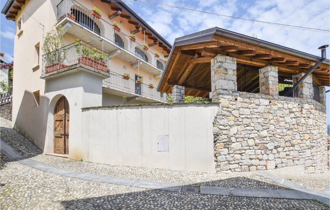 120 M² Huis ∙ 2 Slaapkamers ∙ 4 Gasten - Orta San Giulio