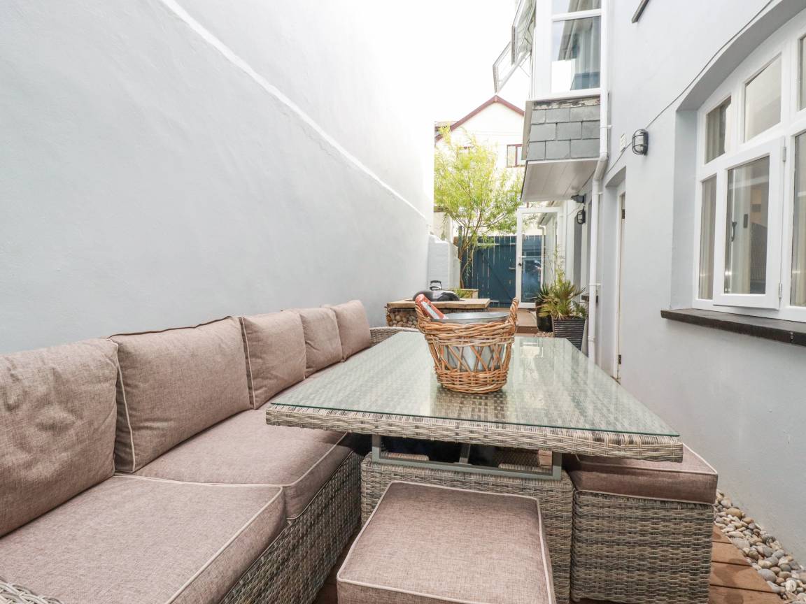 Cottage ∙ 4 Bedrooms ∙ 10 Guests - Crantock