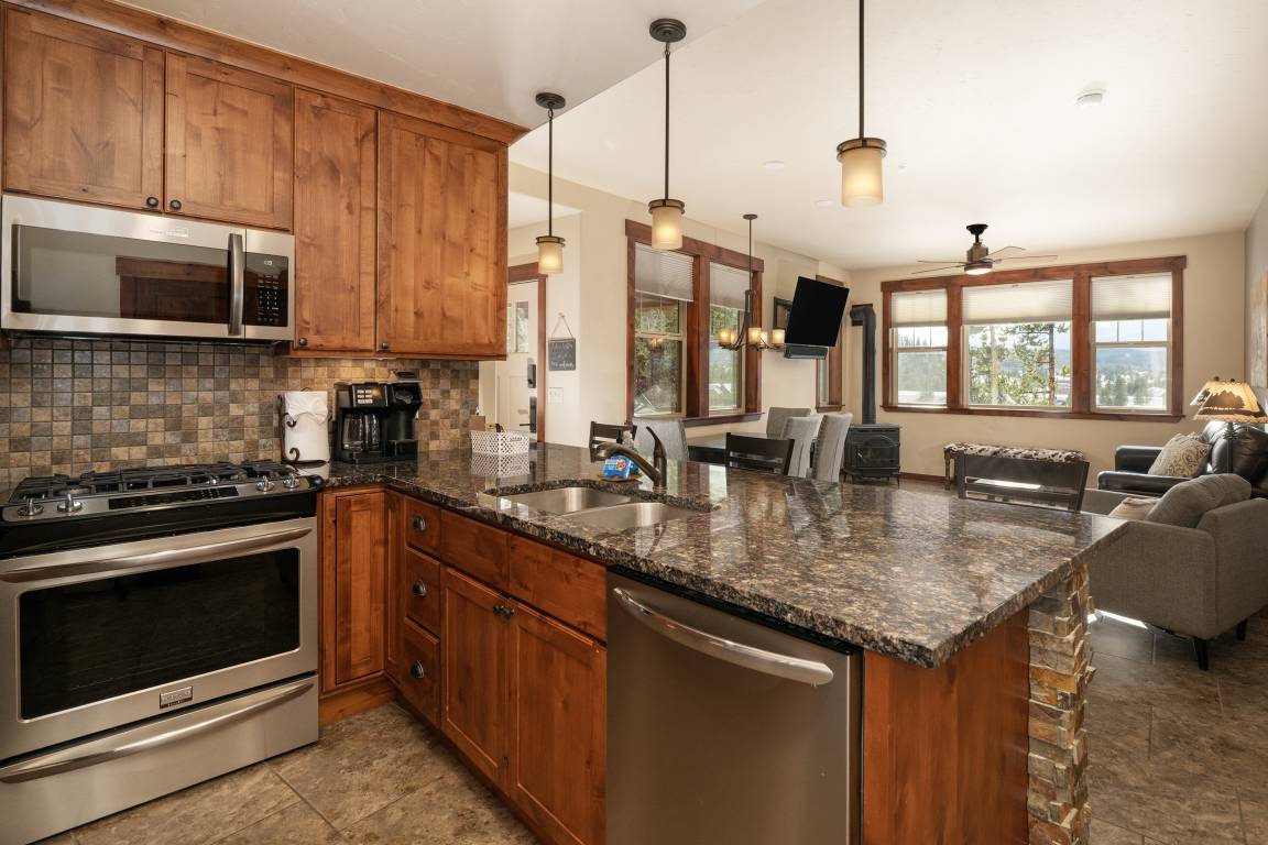 98 M² Condo ∙ 2 Bedrooms ∙ 6 Guests - Fraser, CO