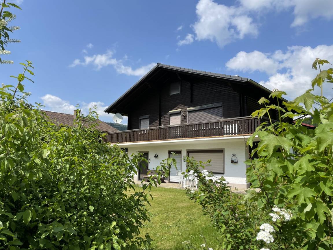 75 M² Ferienwohnung ∙ 2 Schlafzimmer ∙ 5 Gäste - Bad Kötzting