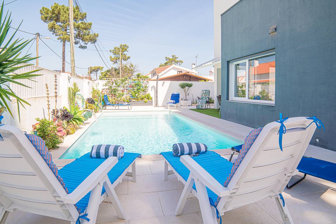 170 M² Villa ∙ 4 Schlafzimmer ∙ 8 Gäste - Costa da Caparica