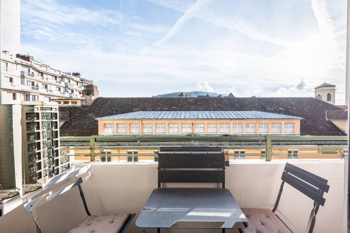 67 M² Apartment ∙ 2 Bedrooms ∙ 4 Guests - Annecy