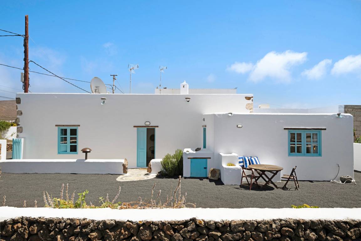100 M² Ferienhaus ∙ 2 Schlafzimmer ∙ 3 Gäste - Teguise