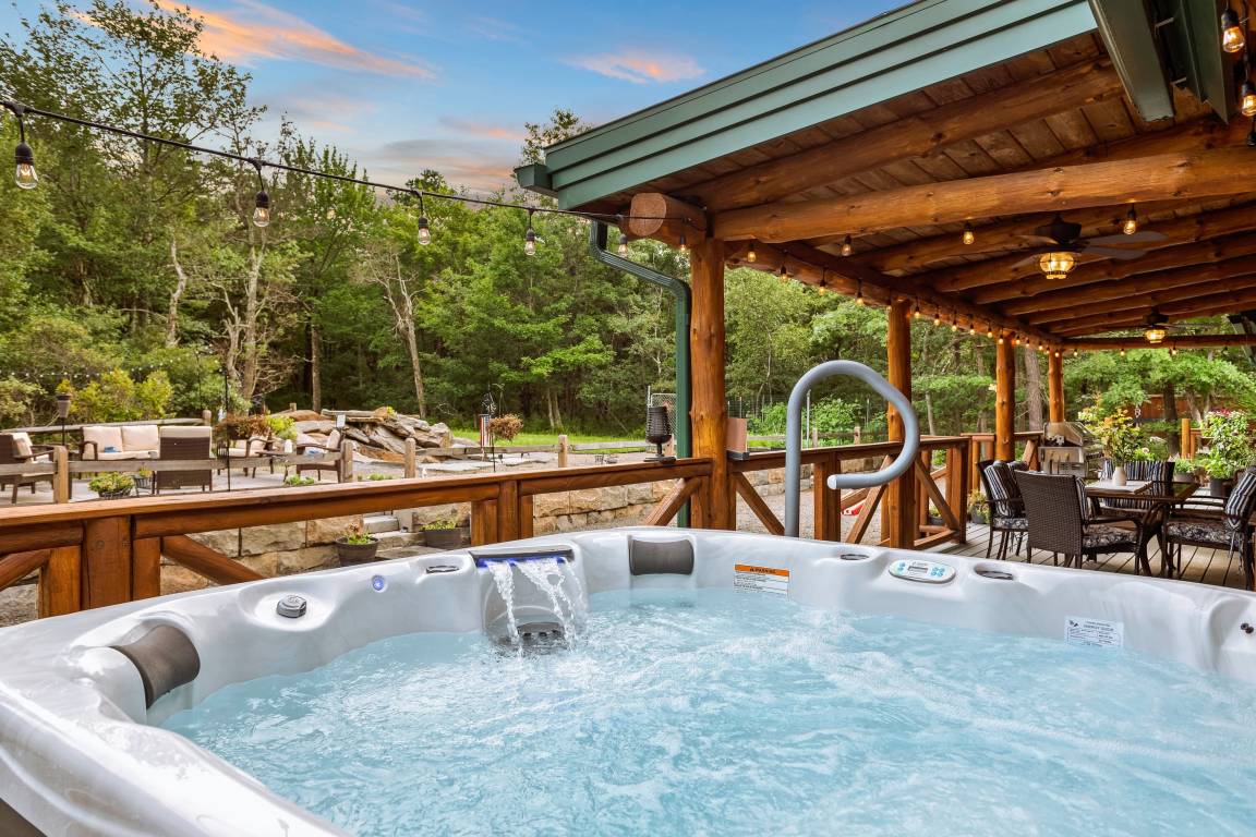 278 M² House ∙ 5 Bedrooms ∙ 12 Guests - Stillwater Lake, PA