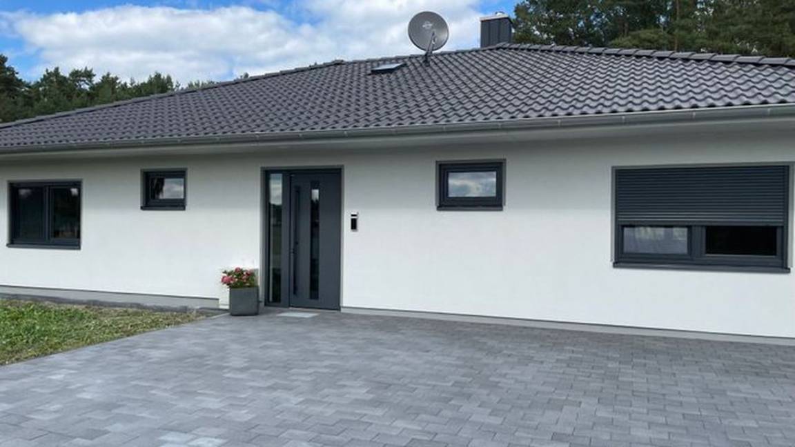 70 M² Ferienwohnung ∙ 1 Schlafzimmer ∙ 3 Gäste - Bad Muskau