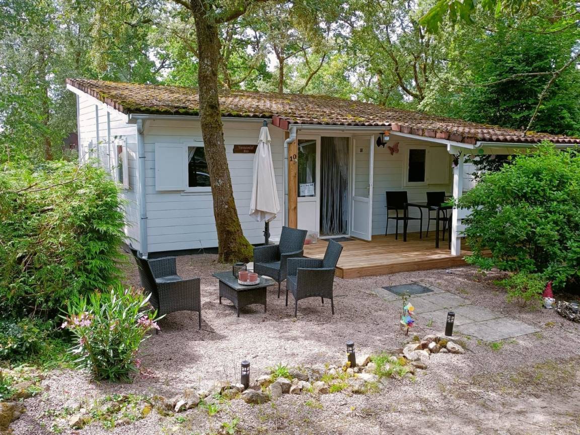 40 M² Ferienhaus ∙ 2 Schlafzimmer ∙ 4 Gäste - Périgord