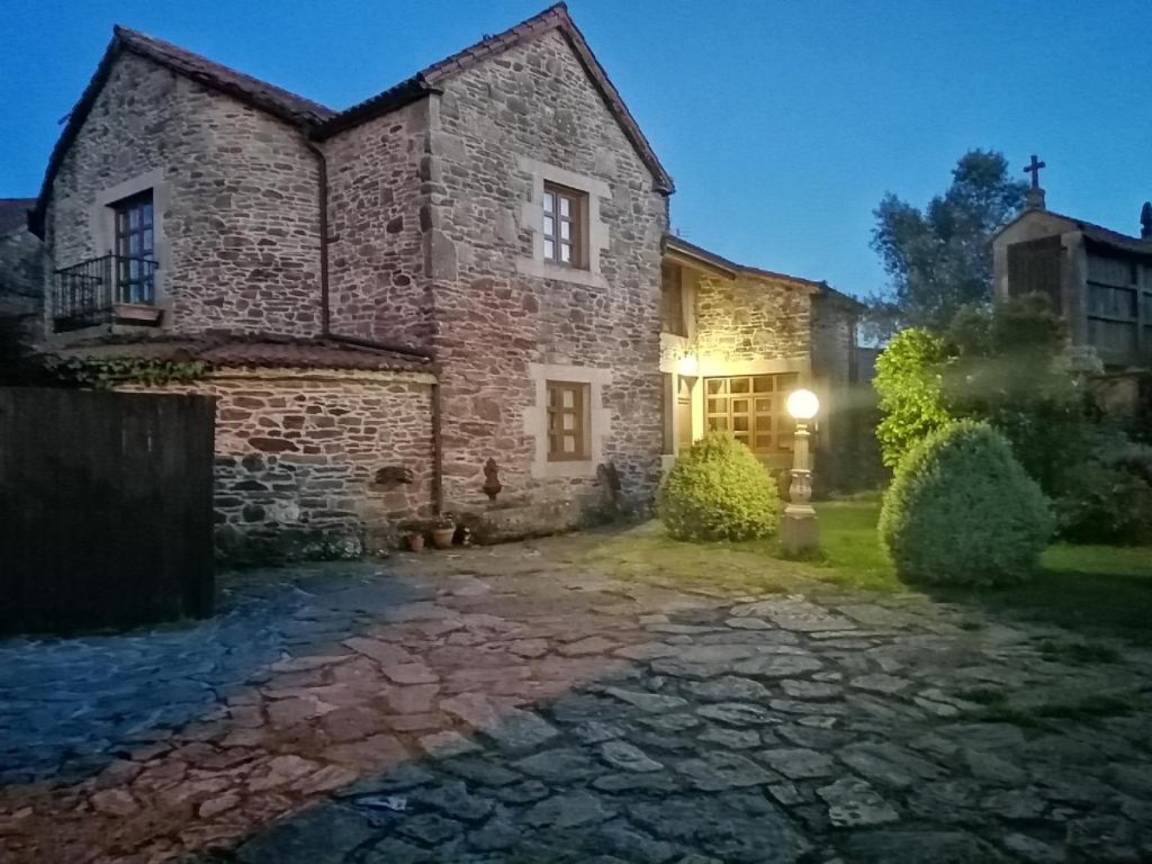 400 M² Ferienhaus ∙ 5 Schlafzimmer ∙ 10 Gäste - Santiago de Compostela
