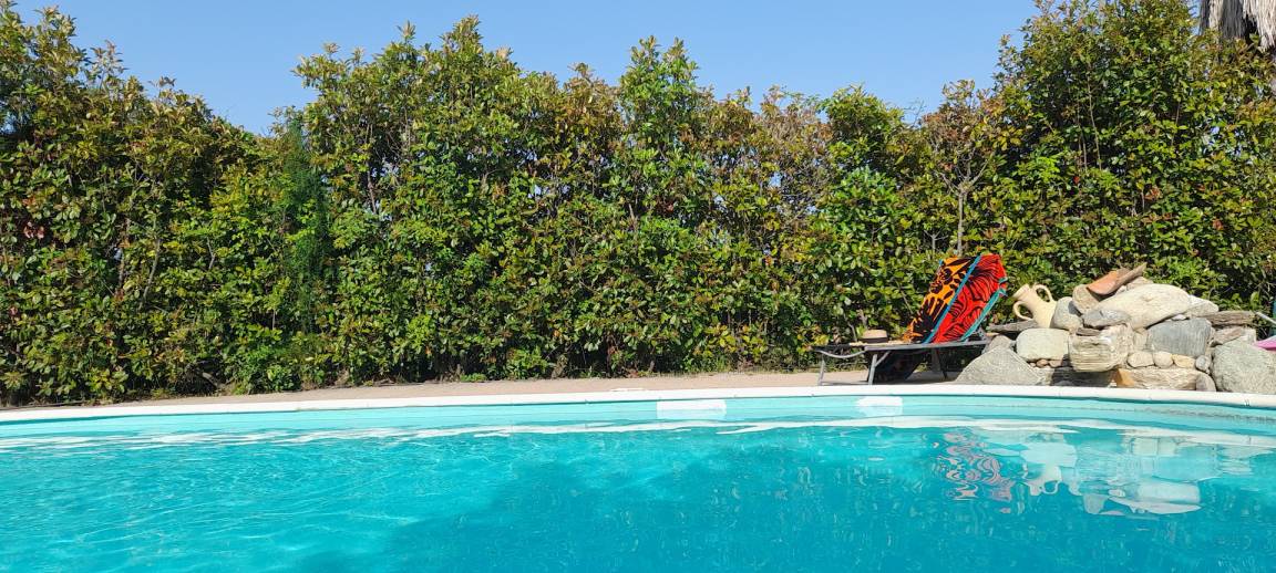 100 평방 미터 별장 ∙ 침실 3개 ∙ 게스트 6명 - 꼬르스