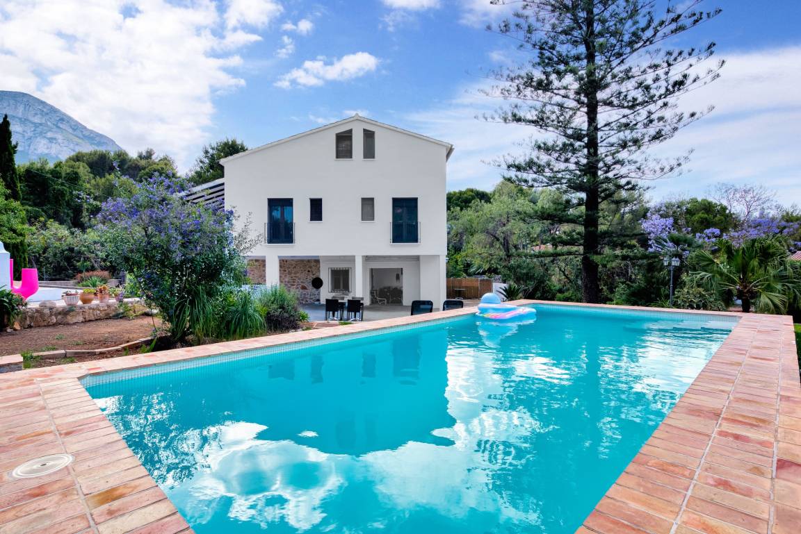 220 M² Villa ∙ 5 Schlafzimmer ∙ 10 Gäste - Dénia
