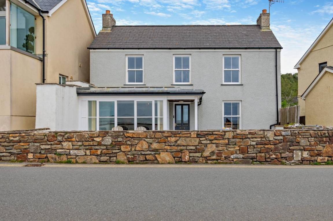 Cottage ∙ 4 Bedrooms ∙ 7 Guests - Narberth
