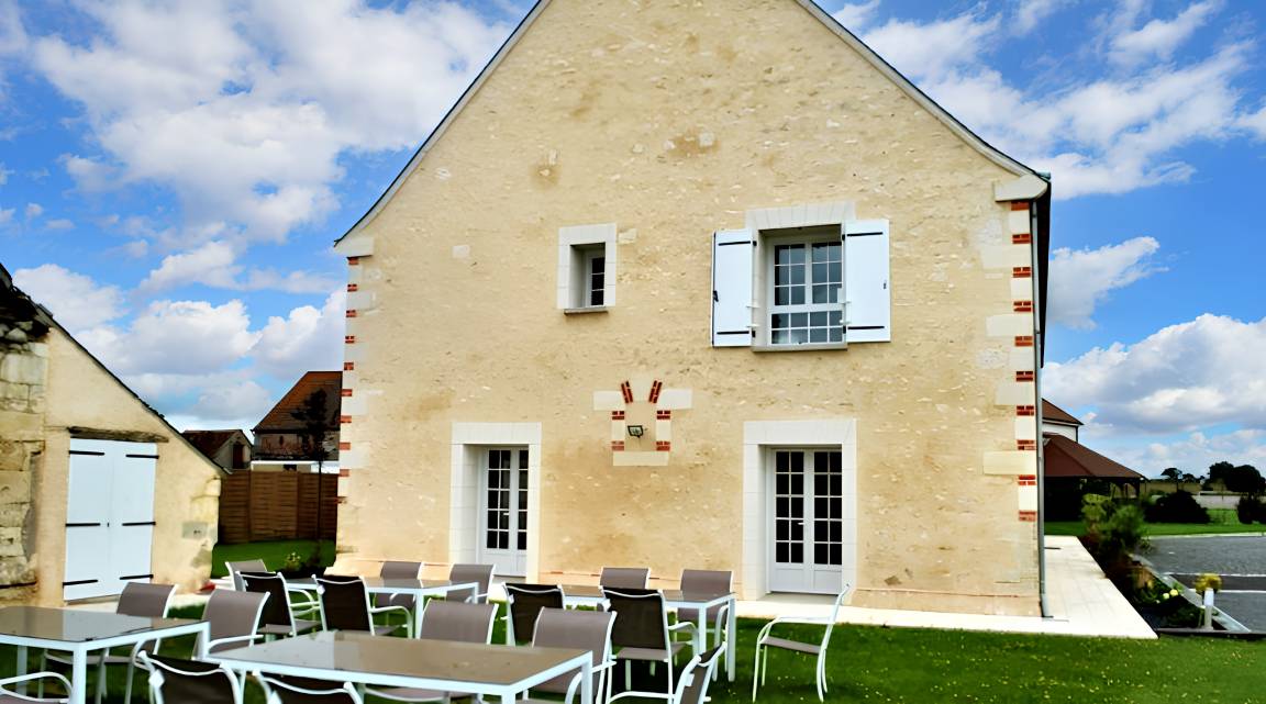 408 M² House ∙ 11 Bedrooms ∙ 27 Guests - Sainte-Maure-de-Touraine