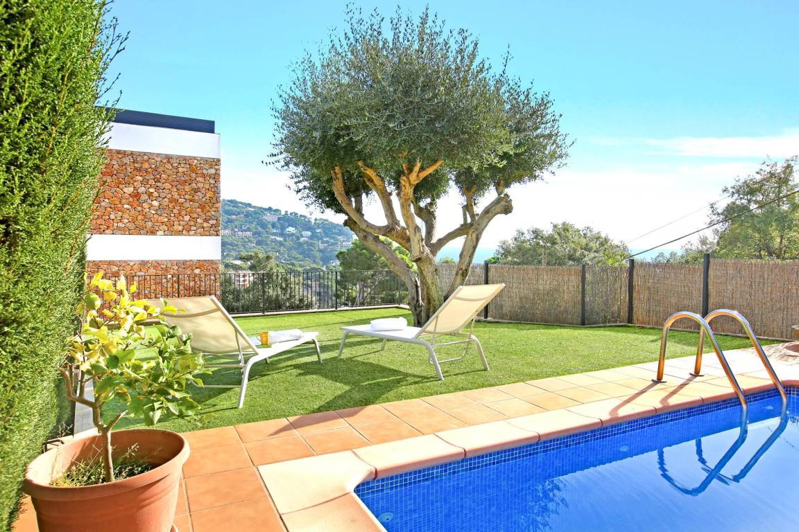 325 M² Villa ∙ 6 Schlafzimmer ∙ 12 Gäste - Palamós