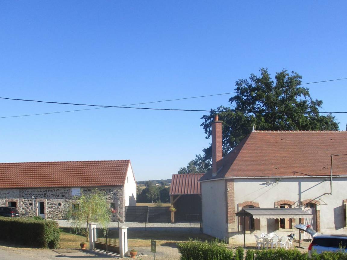 120 M² Cottage ∙ 4 Chambres ∙ 8 Personnes - Allier