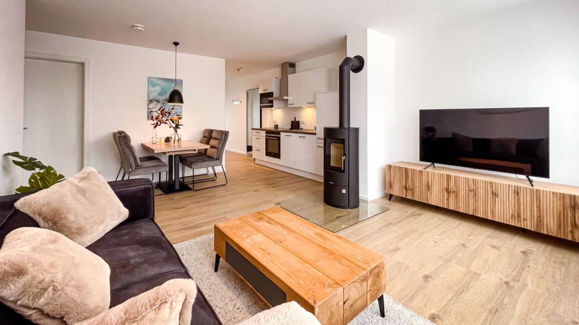 65 M² Ferienwohnung ∙ 2 Schlafzimmer ∙ 4 Gäste - Winterberg