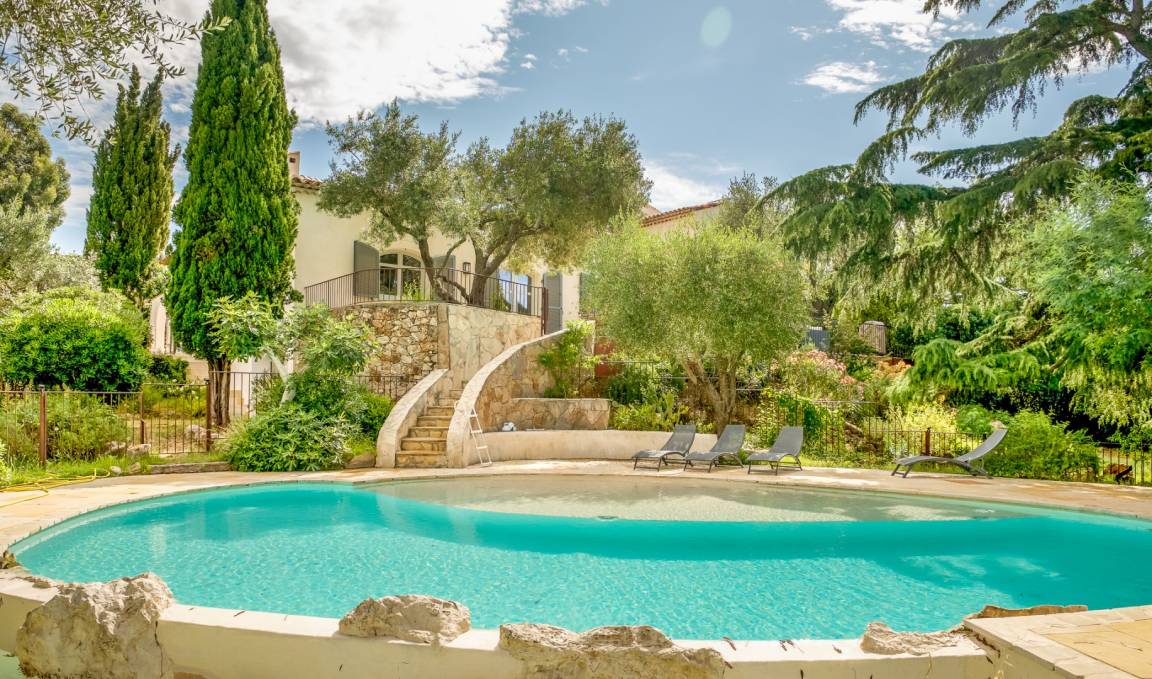 300 M² Villa ∙ 6 Schlafzimmer ∙ 12 Gäste - Grimaud