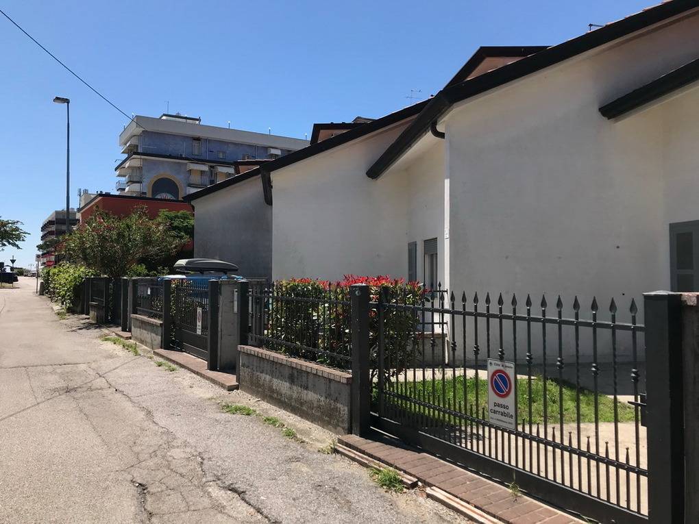 75 M² Maison De Vacances ∙ 3 Chambres ∙ 8 Personnes - Lido de Jesolo