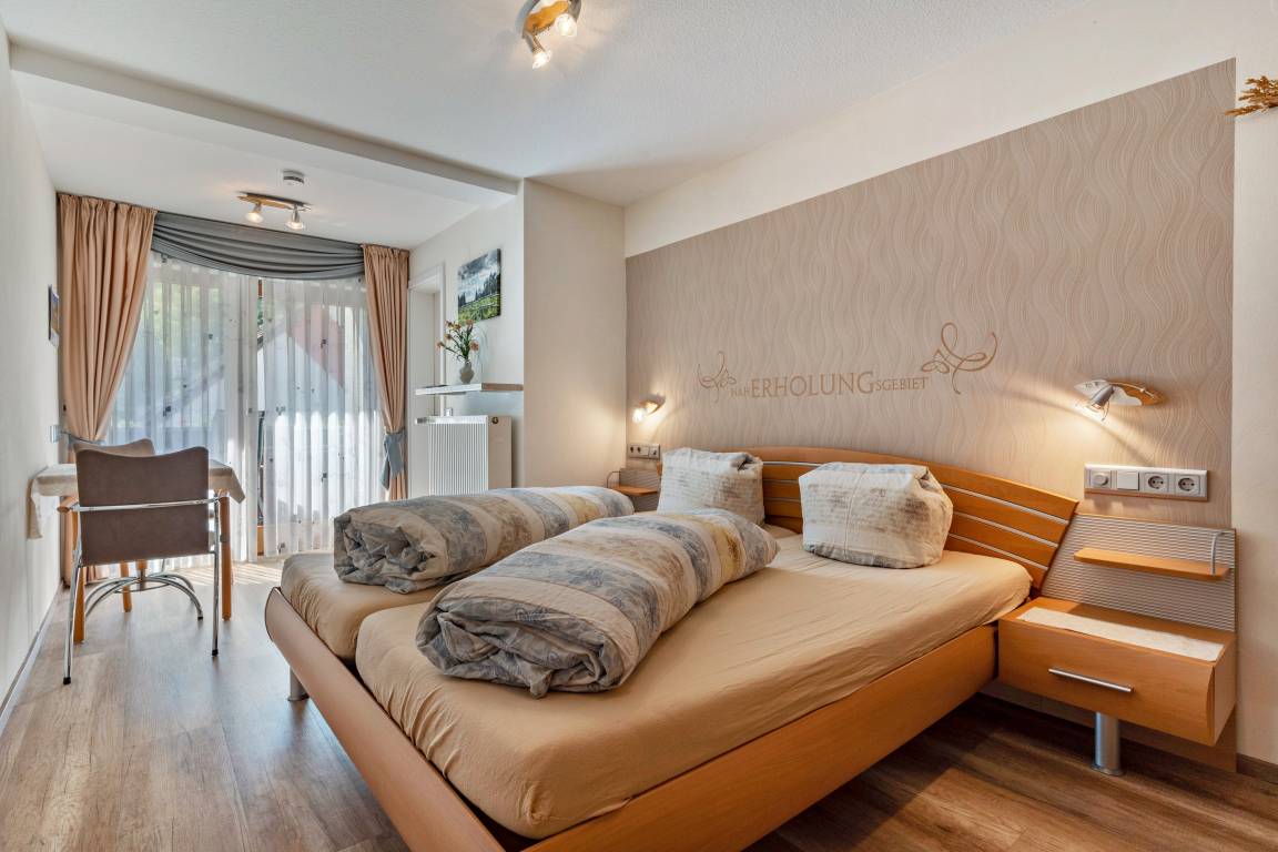 22 M² Ferienwohnung ∙ 1 Schlafzimmer ∙ 2 Gäste - Bad Peterstal-Griesbach